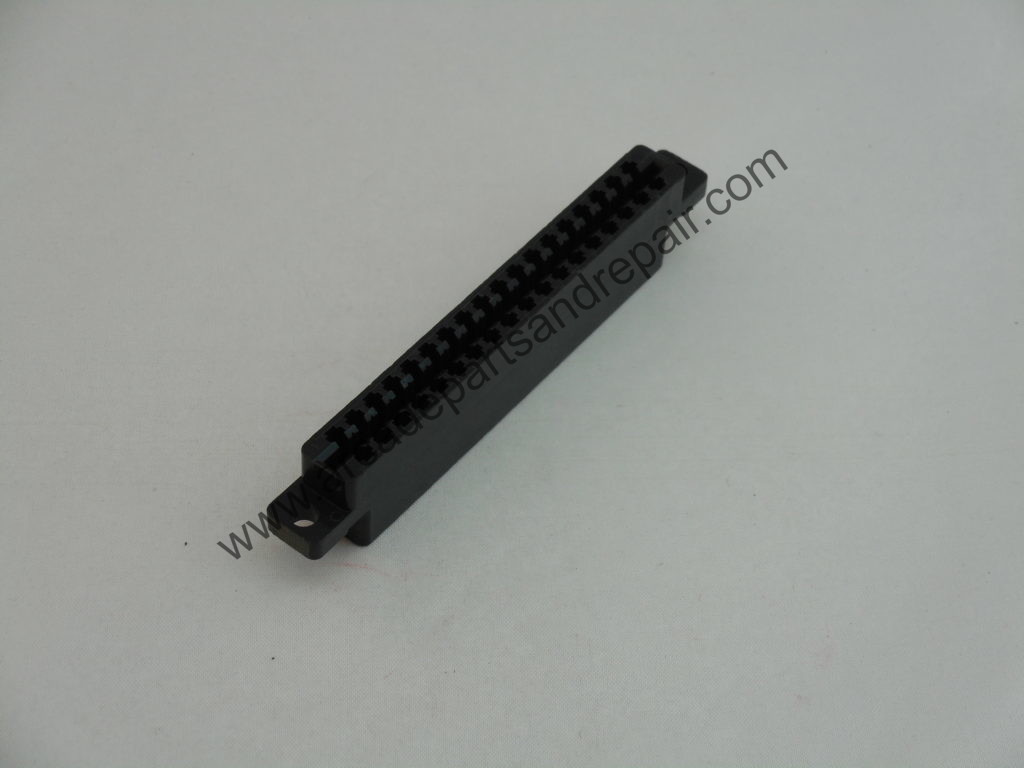AMP Leaf 18/36 Crimp Pin PCB Edge Connector Housing W/Flange (AD1003 ...